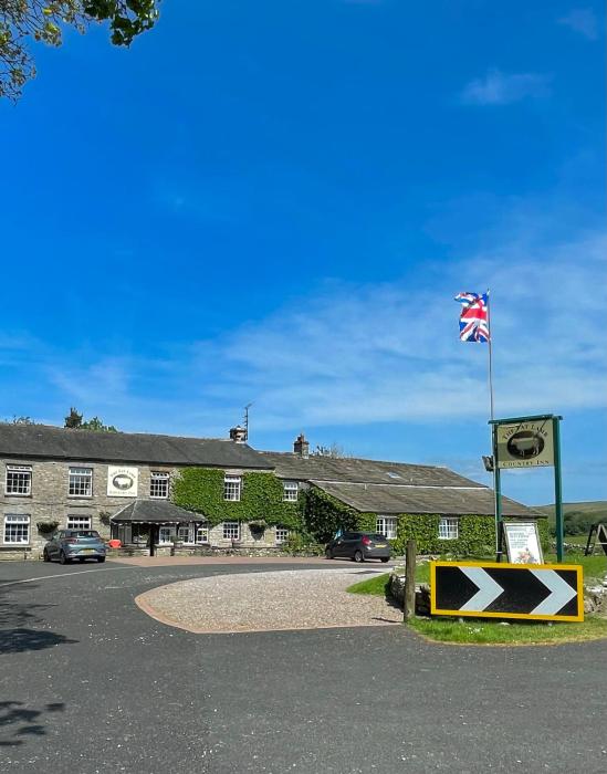 Ravenstonedale Hotel, Book Ravenstonedale Hotels