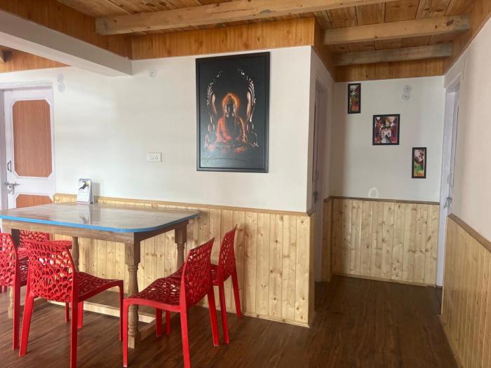 Paradise Point Hotel Keylong: Reviews, Price, Photos, Address