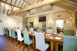 Fox Country Inn Hotel, Book High Wycombe Hotels