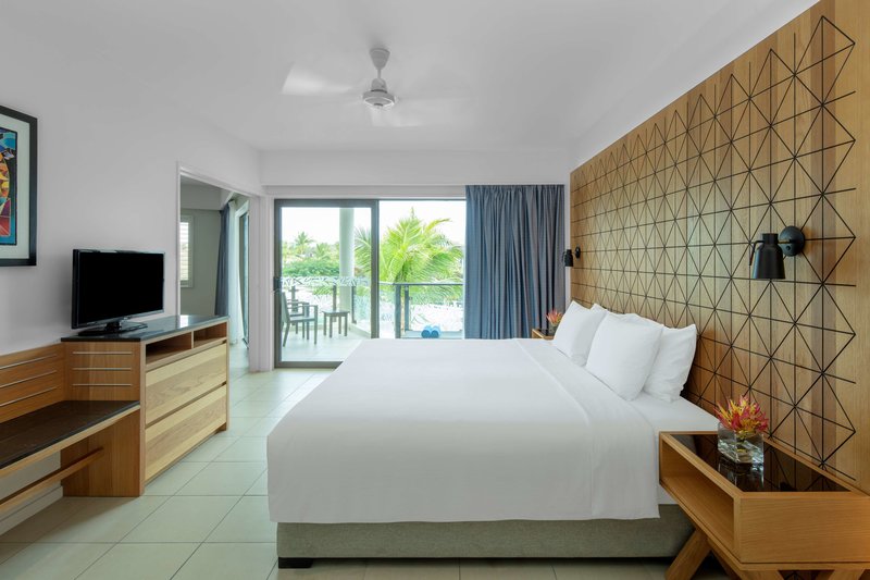 Radisson Blu Resort Fiji Denarau Island Hotel Nadi, Book Hotels ...