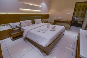 Hotel Ravikiran Kolhapur, Book Hotels Starting From ₹ 2112
