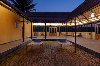 Rustic Themed 3Bhk Wada In A Farm Hotel, Book Aurangabad Hotels