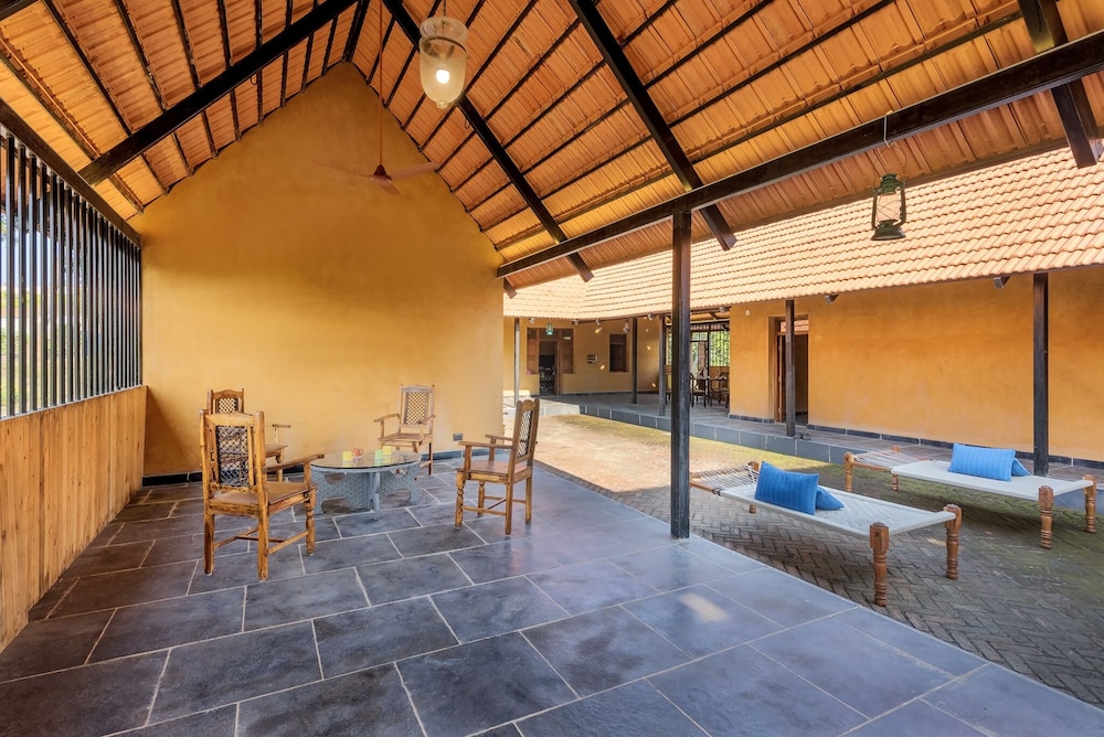 Rustic Themed 3Bhk Wada In A Farm Hotel, Book Aurangabad Hotels