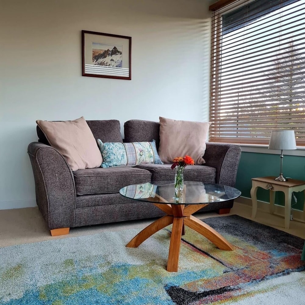 Atholl House Skye Hotel Isle Of Skye, Book Hotels Starting From ₹ 11328