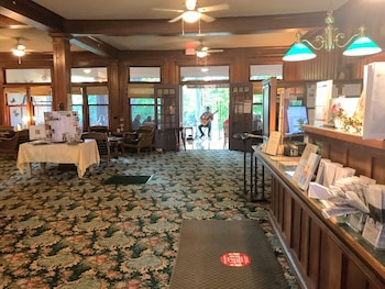 Terrace Inn And 1911 Restaurant Hotel, Book Petoskey Hotels