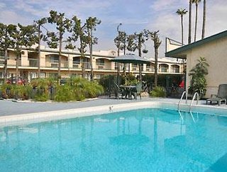 Skyways Hotel Los Angeles, Book Hotels Starting From ₹ 10811