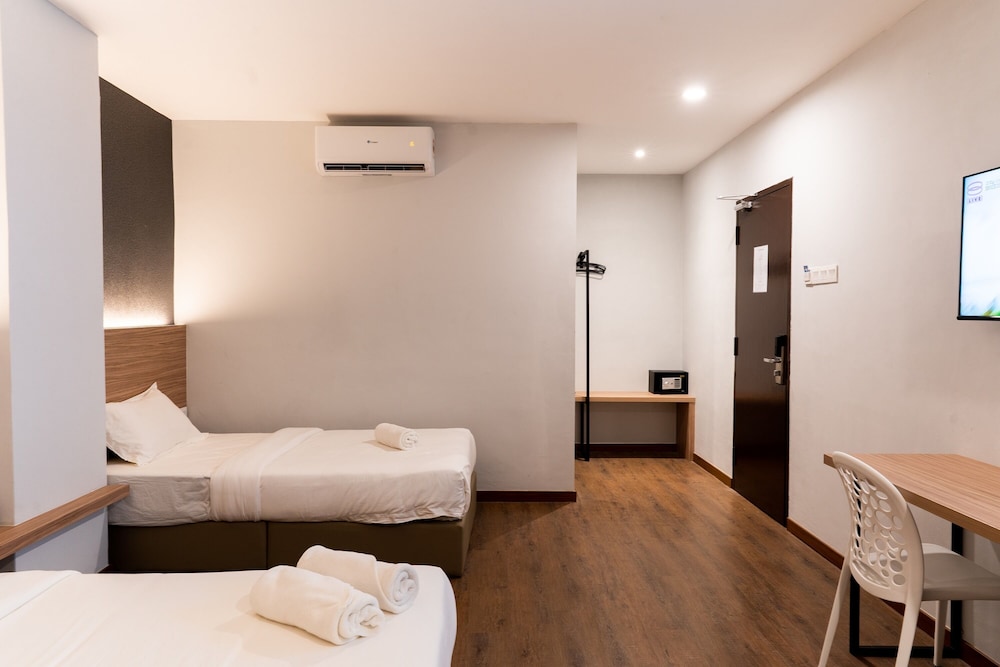 Rm Hotel Muar: Reviews, Price, Photos, Address