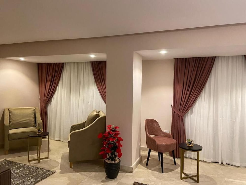 Tuya Pyramids View Hotel Giza, Book Hotels Starting From ₹ 2061